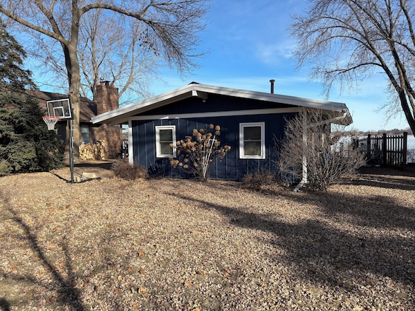 Cozy Cabin Located On The Premiere Lake In Mankato Area - Mankato, MN