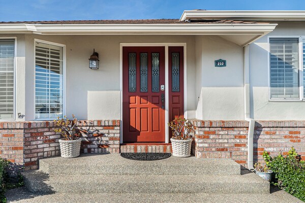 Charming 3-bedroom House In Lovely South San Francisco With Wifi, Ac - Aéroport de San Francisco (SFO)