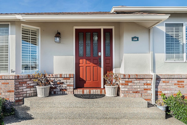 Charming 3-bedroom House In Lovely South San Francisco With Wifi, Ac - San Bruno, CA