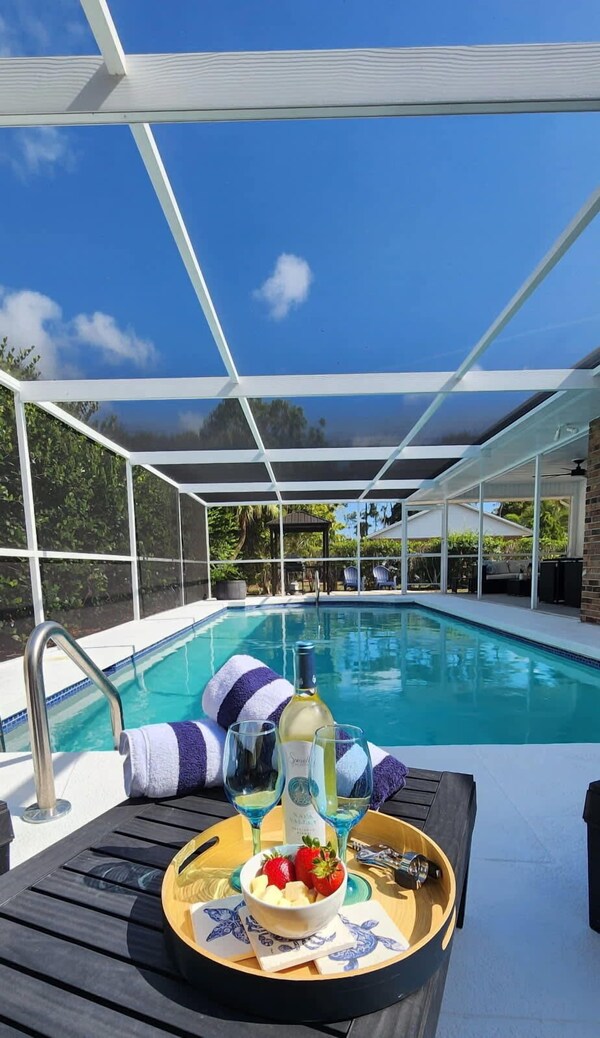 Naples Gem Near Beach | Heated Pool & Bbq - Vineyards, FL