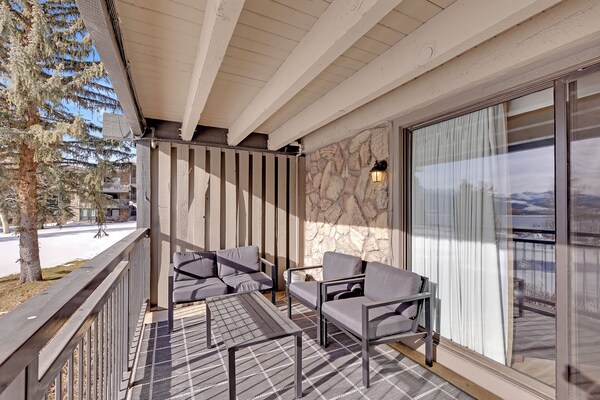 Stunning 2br On Lake Dillon W/ Pool And Concert Access! - Dillon, CO