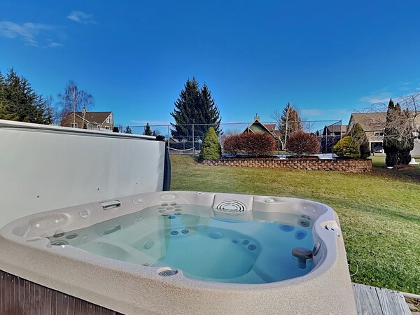 Beautiful Day | Stunning View, Hot Tub, Pool Table - 오클랜드