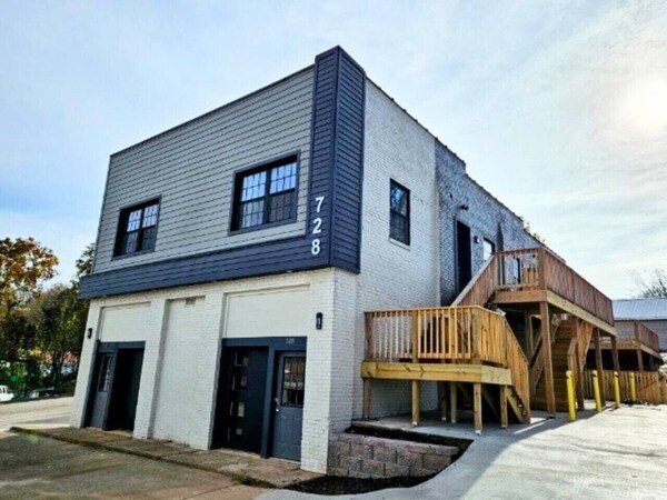 Modern 2br In Great Location (202) - Maryville, TN