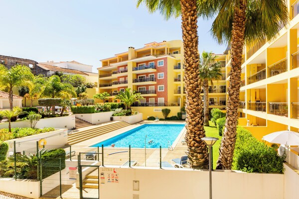 Sunhouse Pool View\n - Lagos, Portugal