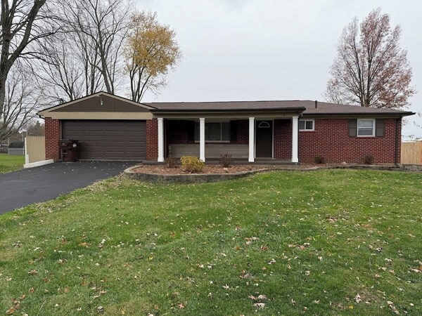 Just Like Home W Pool & Pool Table - Goshen, OH