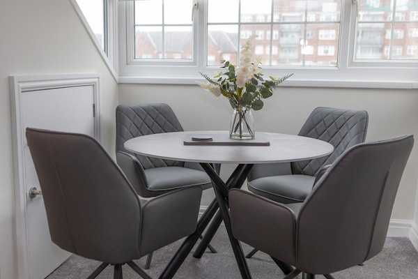 Lethbridge Villa 49 Apartment 3 Central Location, Free Parking - Southport