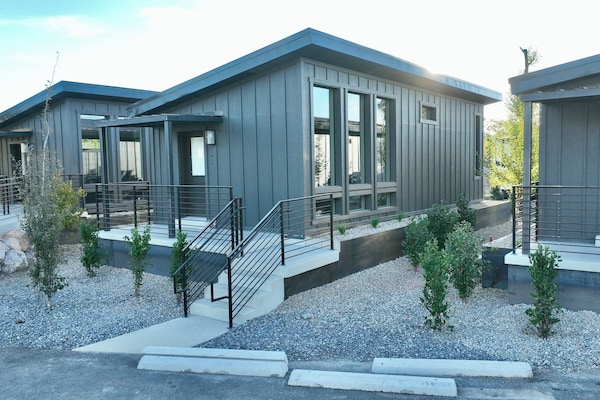 Charming Cabin With Full Rv Resort Access Incl, Wifi In Welcoming South Weber - Ogden, UT
