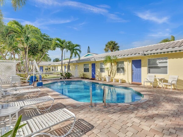 Bahama Beach Club Pompano Unit #6 - Exuma Beach - Pompano Beach, FL