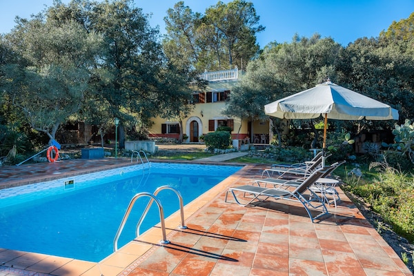 Villa 'Alzina' Met Uitzicht Op De Bergen, Wifi En Airconditioning - Inca