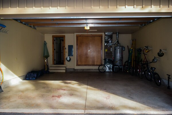 Cozy Cabin W/hot Tub- 5 Mins To Sharc(included) - Oregon