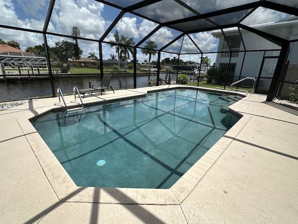 Peaceful Cottage, Your Perfect Getaway In The Cape - Sanibel Island, FL