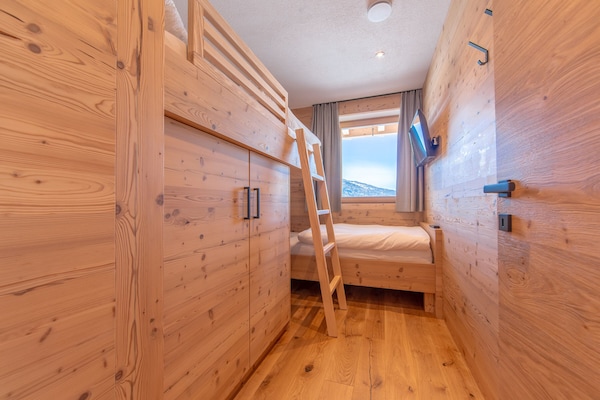 Agriturismo 'Metzgermayr Apt Dolomit' Con Vista Sulle Montagne, Giardino In Comune E Wi-fi - Dobbiaco