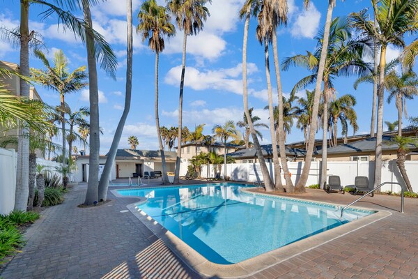 Oceanfront Oasis With Stunning Panoramic Views In Pacific Beach! - Sea It All - San Diego, CA
