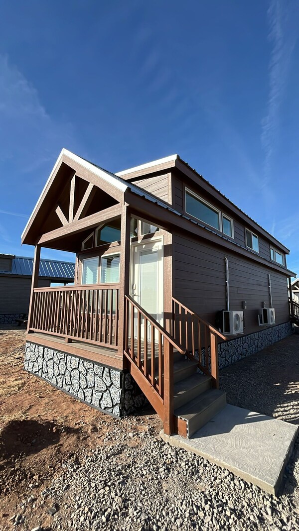 064b Grand Canyon Chalet Near South Rim King Bed - 大峽谷國家公園