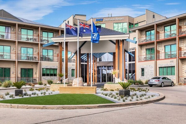 Fairway Studio Retreat - Golf Course Resort - Ballarat