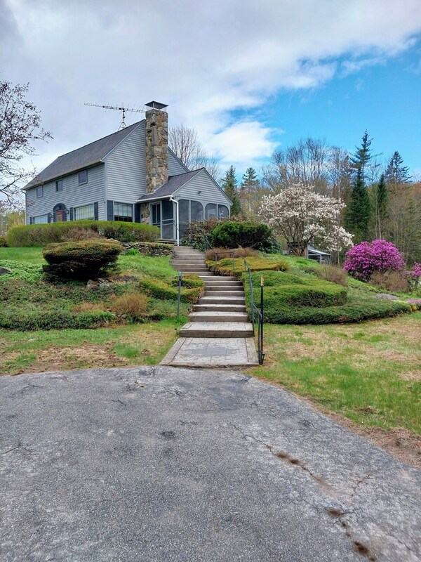 5h Charming Hilltop Farmhouse With Stunning Views, Near Mountain View Grand Resort! - Santa's Village, Jefferson