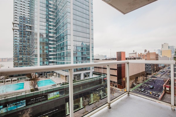 Blueground | Midtown West, Gym & W/d, Nr Museum - Hoboken, NJ