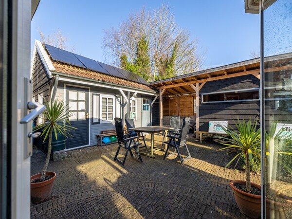 Lovely Holiday Home With Sauna Near Wadden Sea - Schiermonnikoog