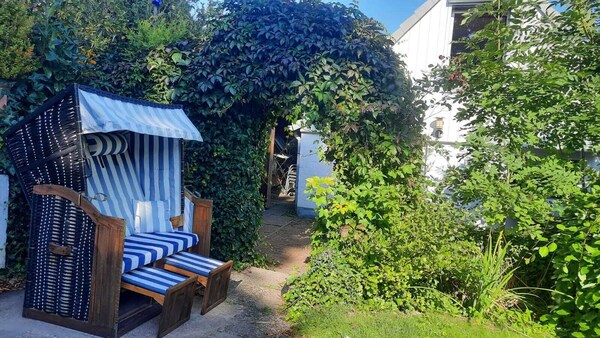 Ferienhaus 'Möwennest Meldorf' Mit Privater Terrasse, Privatem Garten Und Wi-fi - Meldorf
