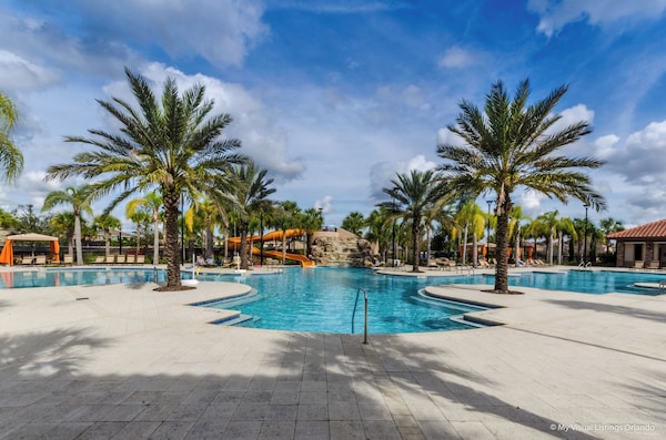 Disney Dream Home W/ Private Pool & Resort Access | Under The Sea By Avantstay - Davenport, FL