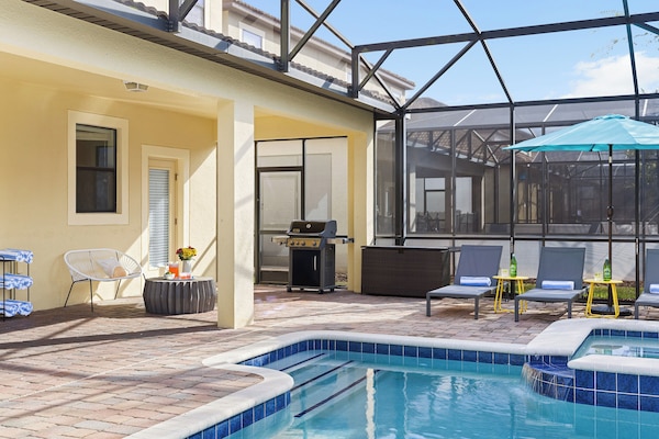 Sleeps 18! Family Retreat W/ Game Room, Pool, Resort Access | Shadow Mountain - Davenport, FL