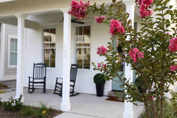 New! - Ole School Getaway - Cozy Southern Retreat - Oxford