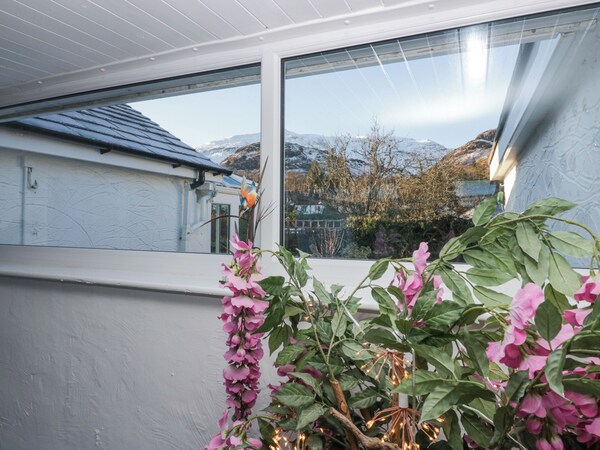 Hazelodge, Pet Friendly, With A Garden In Coniston - Coniston