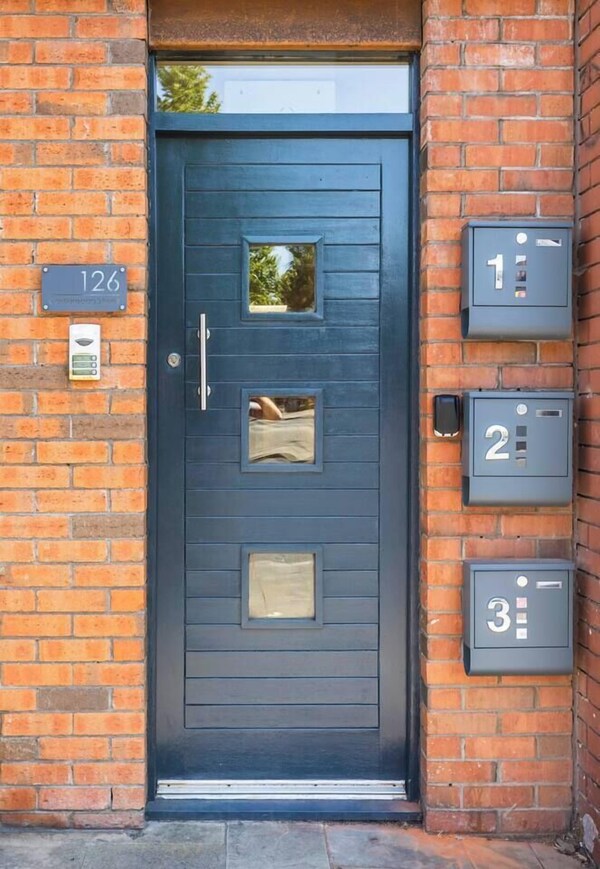 The Van Gogh- Unique 1 Bd (Gold Short Term Stays) - Belfast