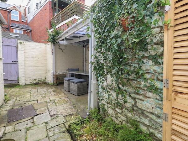 Honeypot Cottage, Pet Friendly, Country Holiday Cottage In Swanage - Swanage