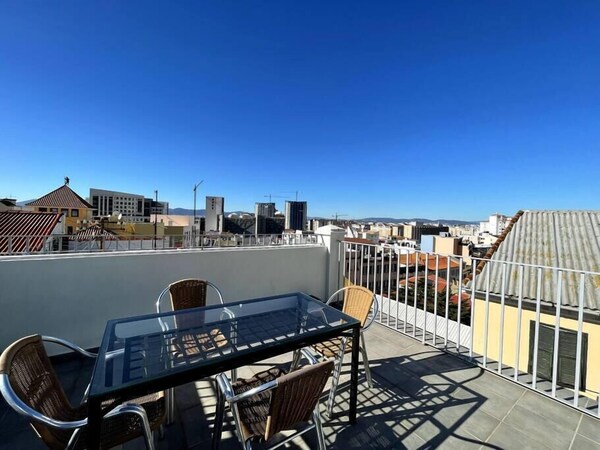 "Sophisticated 2-br Apartment In Gibraltars Best Location!" - Gibraltar