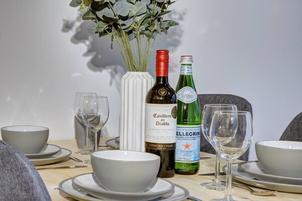 Lovely Flat In Kiln Close With Free Parking - コッツウォルズ