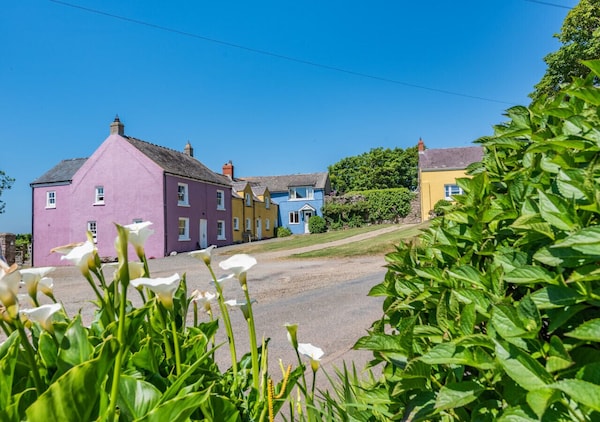 Orlandon Farm Cottage - Little Haven