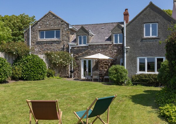 Kelwon Cottage - Two Bedroom House, Sleeps 4 - Little Haven