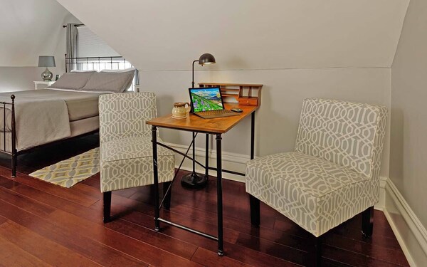 Come Stay With Us, You'll See Why We Are Ranked #1 Lodging In Kalamazoo, Mi. - Kalamazoo, MI