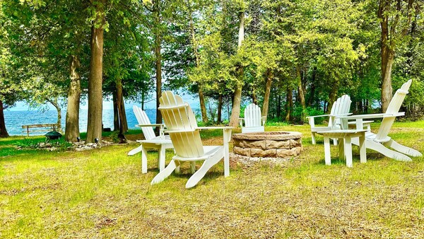 New Waterfront 5 Br- 4 Bath Barndominium In Sturgeon Bay-egg Harbor - Egg Harbor, WI