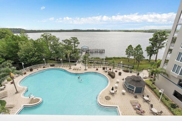 Lakeview 2br Home In Orlando Mins From Disney! - Lake Buena Vista, FL