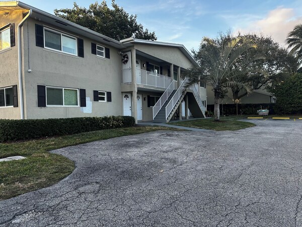 Charming 1-bedroom Apartment In Nice Delray Beach With Wifi, Ac - ボイントンビーチ, FL