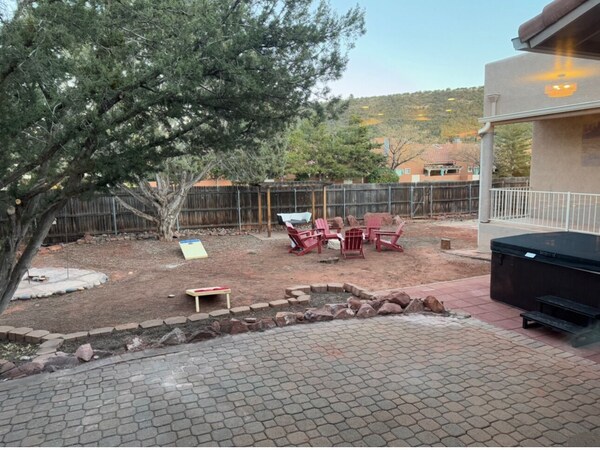 West Sedona Lux Retreat, Hot Tub, And Game Room. Close To Downtown - Sedona, AZ