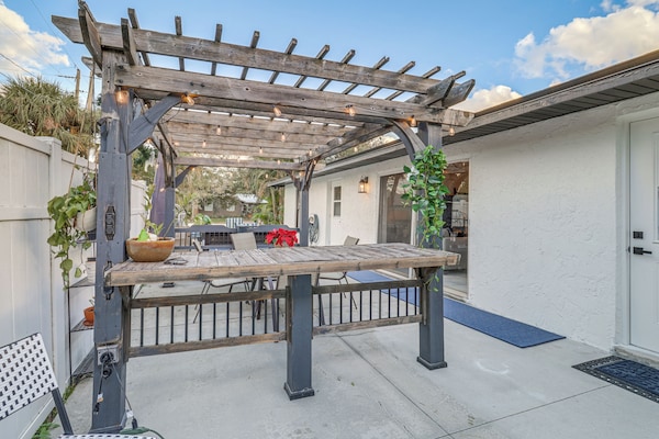 6 Mi To Shore: Vero Beach Family Home - Vero Beach, FL