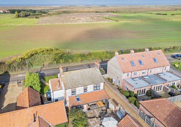 The Castle - Thornham - Thornham