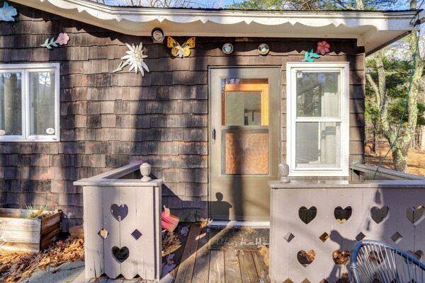 Mtn Views + On-site Hiking Trails: Catskills Cabin - Catskill, NY