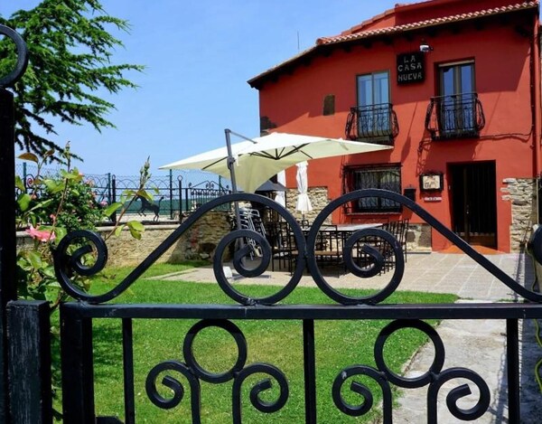 Casa Rural 'La Casa Nueva' Con Terraza Privada, Wi-fi Y Aire Acondicionado - Vinuesa