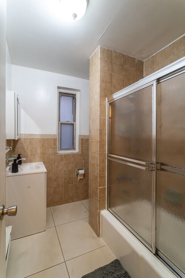 Central Midtown Manhattan 3-bedroom Apartment! - New York