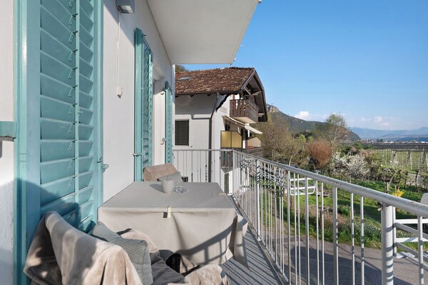 Room 'Haus Burger Vilpian  3' With Mountain View, Balcony And Wi-fi - Lana