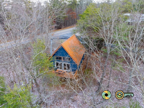 Coppertop Chalet - Cozy And Convenient! - Virginia
