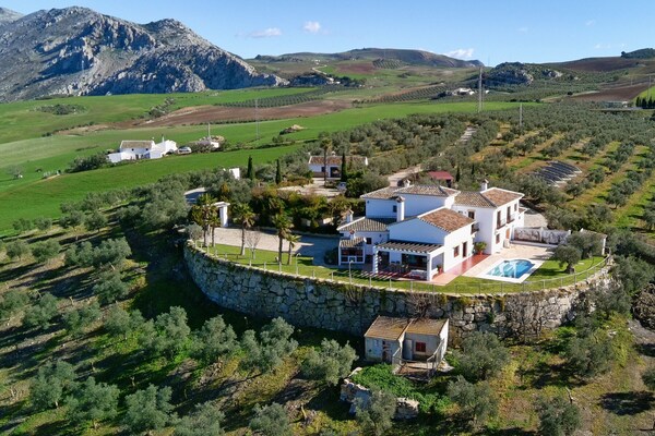 Maison De Vacances 'Antequera' Avec Vue Sur La Montagne, Wi-fi Et Climatisation - Antequera