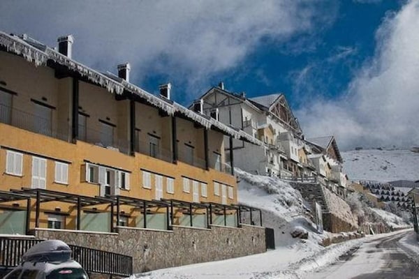 Apartment '42a' With Mountain View, Private Terrace And Wi-fi - Sierra Nevada