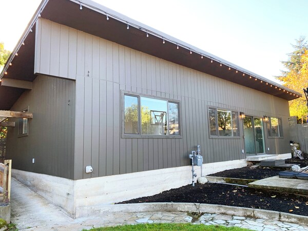 Modern 2 Br, Spacious Guest House In Seward Park/columbia City Next To Lake Wa - Seattle, WA