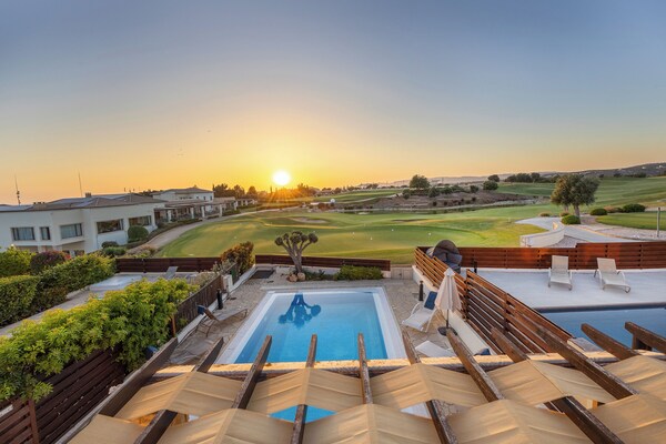 Hg07 Adjacent To  Aphrodite Hills- Private Pool, Large Terrace - Куклиа
