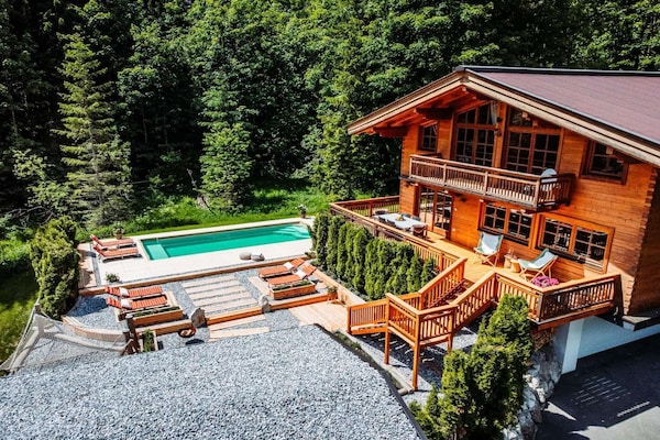 Chalet In Kitzbühel Alps Near Ski Slopes - Lofer